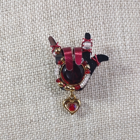 Liztech | Jewelry | Vintage Liztech I Love You Hand Tie Tac Pin | Poshmark